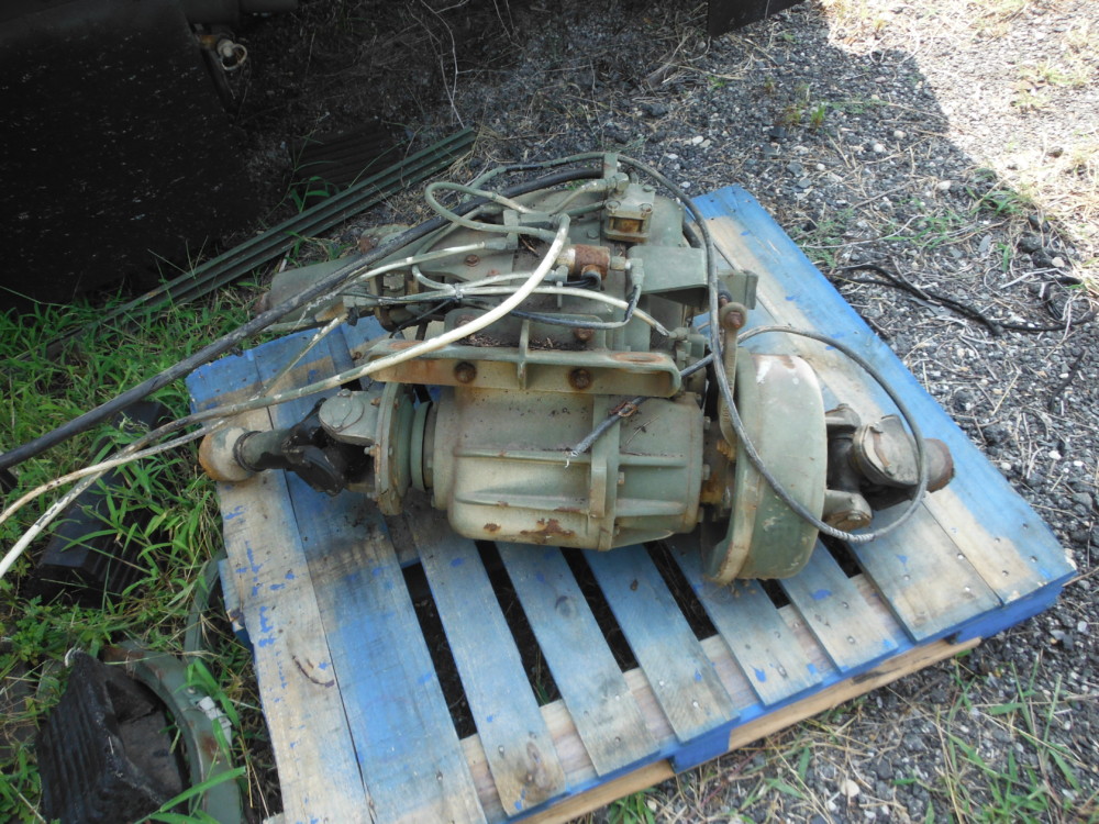 m900series transfer cases 5 ton army truck 923 - Surplus Military Depot