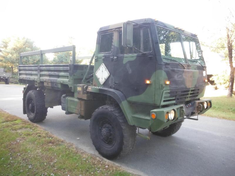STEWART AND STEVENSON M1081 4x4 LMTV CARGO TRUCK UNIMOG M1078 - Surplus ...